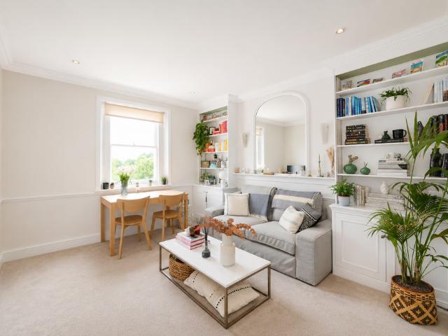 Queens Gate, SW7 1 bed apartment to rent £2,600 pcm £600 pw