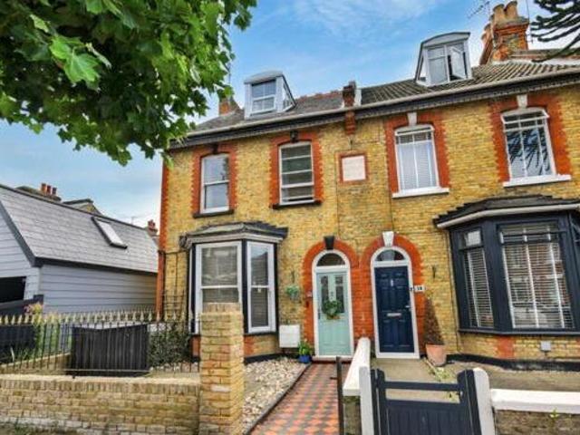 Queens Gardens, Herne Bay, 4 Bedroom End
