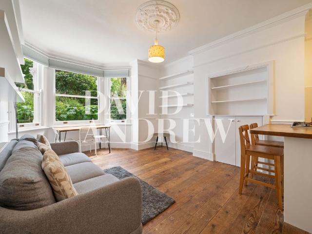 Queens Drive, London N4, 2 bed flat to rent, £2,650 pcm | PrimeLocation