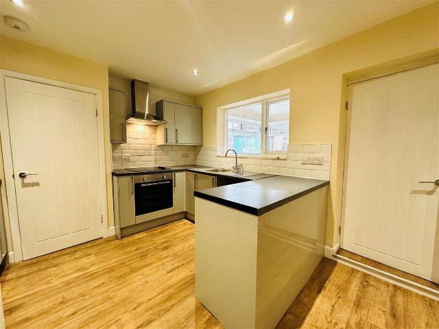 Queens Drive, Wrenthorpe, Wakefield WF2, 3 bed semi detached house to rent, £1,050 pcm | PrimeLocation