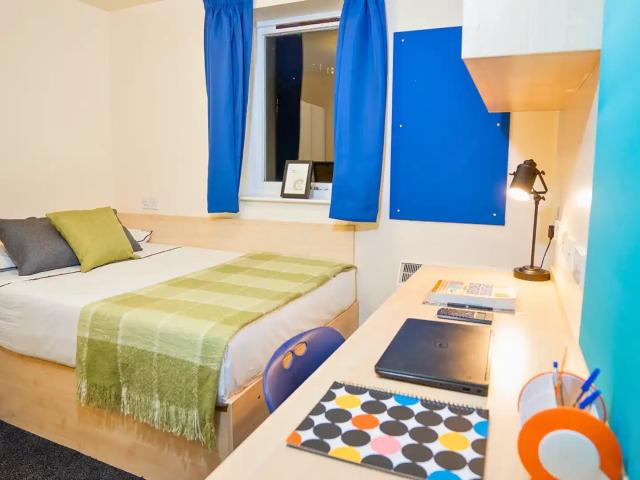 Queen's Hospital Close Birmingham Student Accommodation | Amber