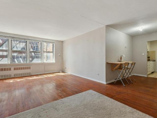 Queens NY 102245911