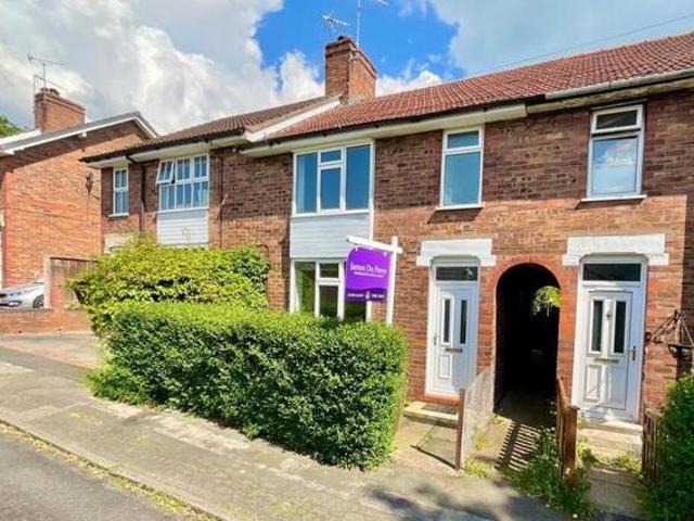 Queens Square, Stone, 3 Bedroom Terraced