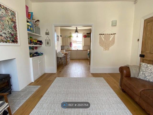 Queens Park Road, Brighton BN2, 3 bed terraced house to rent, £2,500 pcm | PrimeLocation
