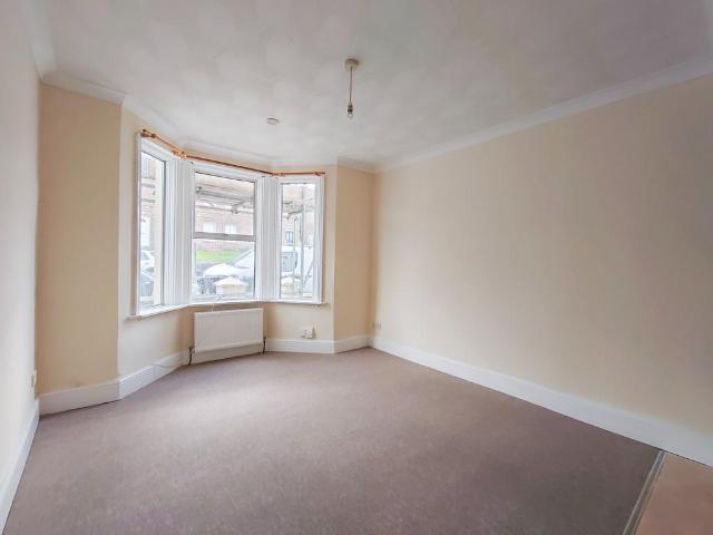 Queens Park Road, Brighton 1 bed apartment to rent £1,148 pcm £265 pw