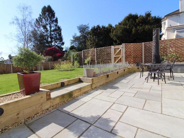Queens Road, Tunbridge Wells, TN4 3 bed property to rent £2,450 pcm £565 pw