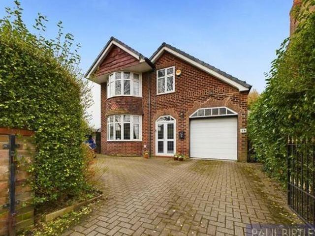 Queens Road, Urmston, 4 Bedroom Detached