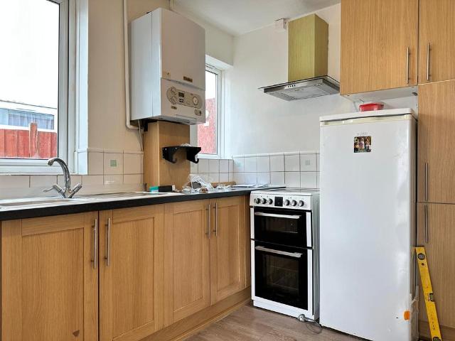 Queens Road, West Drayton UB7 3 bed semi detached house to rent £2,600 pcm £600 pw
