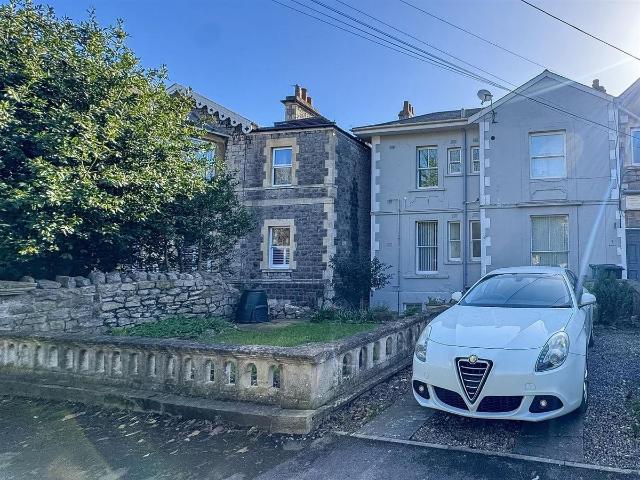 Queens Road, Weston Super Mare BS23, 2 bed flat to rent, £850 pcm | PrimeLocation