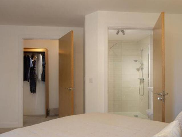 Queens Road, Weybridge, 1 Bedroom Retirement