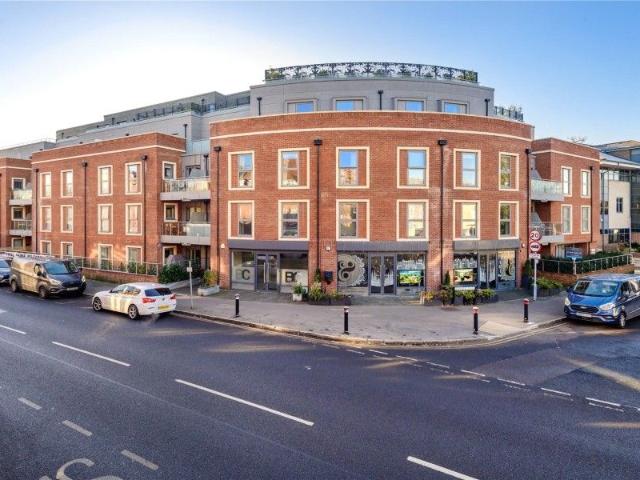 Queens Road, Weybridge, Surrey, KT13