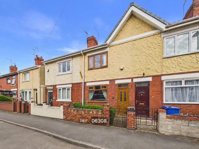 Queens Road, Askern, South Yorkshire DN6, 2 bed terraced house to rent, £725 pcm | PrimeLocation