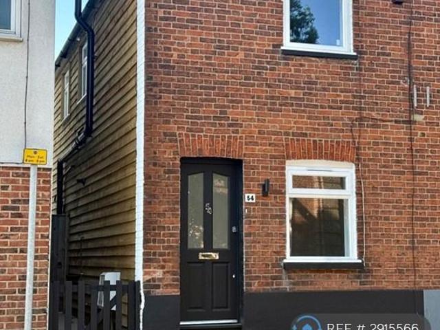 Queens Road, Brentwood, CM14 2 bed semi detached house to rent £1,950 pcm £450 pw