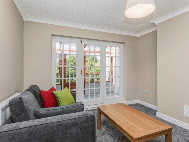 Queens Road East, Beeston. 4 bed house to rent £1,647 pcm £380 pw