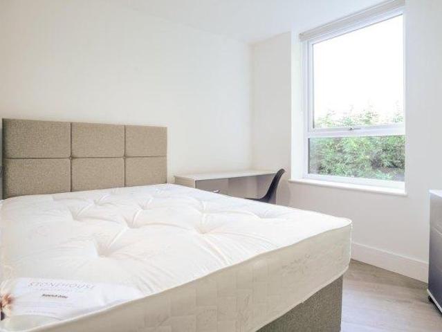 Queens Road East 6 bed house share to rent £4,548 pcm £1,050 pw