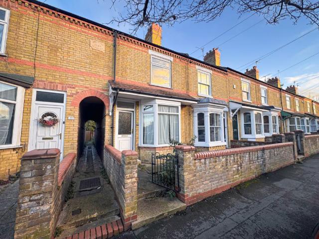 Queens Road, Fletton, Peterborough PE2, 3 bed terraced house to rent, £1,050 pcm | PrimeLocation