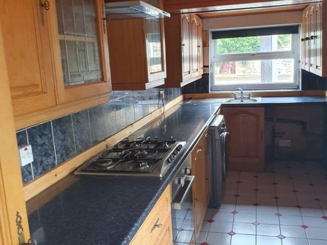 Queen's Road, Keighley BD21, 4 bed terraced house to rent, £850 pcm | PrimeLocation