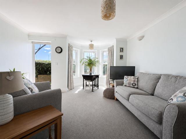 Queens Road, Lee On The Solent