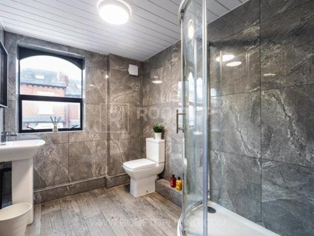 Queens Road, Leeds LS6, 2 bed shared accommodation to rent, £672 pppm | PrimeLocation