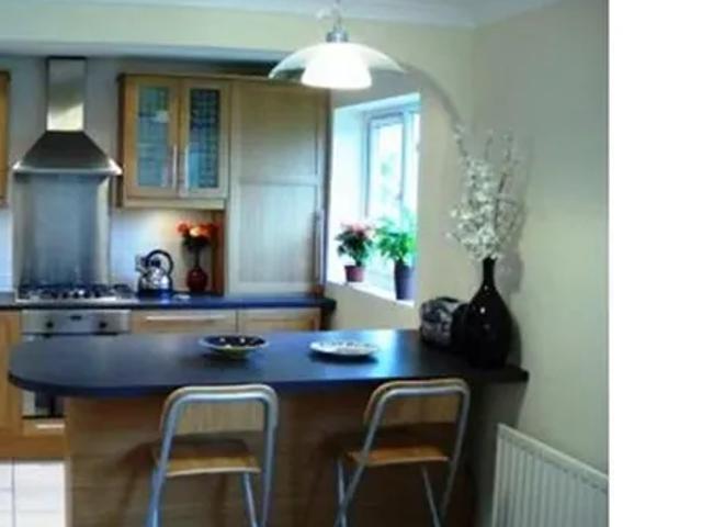 Queen's Road, London, TW1 4EY, United Kingdom | 2 bed apartment for rent #154571913 | Rentberry