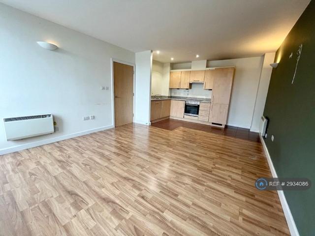 Queens Road, Nottingham, NG2 2 bed flat to rent £1,150 pcm £265 pw