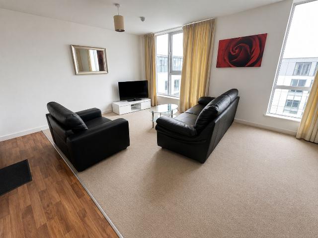 Queens Road, Nottingham, Nottinghamshire NG2, 2 bed flat to rent, £1,150 pcm | PrimeLocation