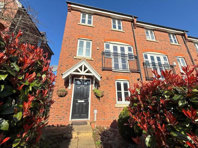 Queens Road, Nuneaton CV11, 5 bed terraced house to rent, £1,525 pcm | PrimeLocation