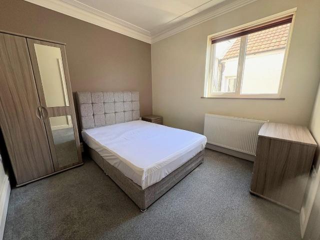 Queens Road, Portsmouth PO2, Room to rent, £725 pcm | PrimeLocation
