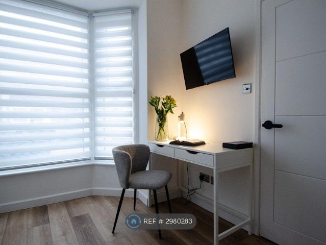 Queens Road, Portsmouth PO2, Room to rent, £737 pcm | PrimeLocation
