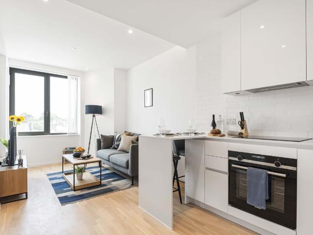 Queens Road, Reading RG1, 1 bed flat to rent, £1,585 pcm | PrimeLocation