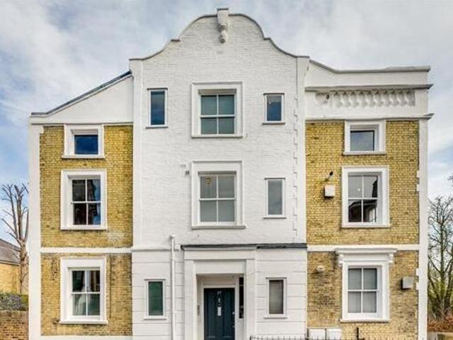 Queens Road, Richmond, 2 Bedroom Flat