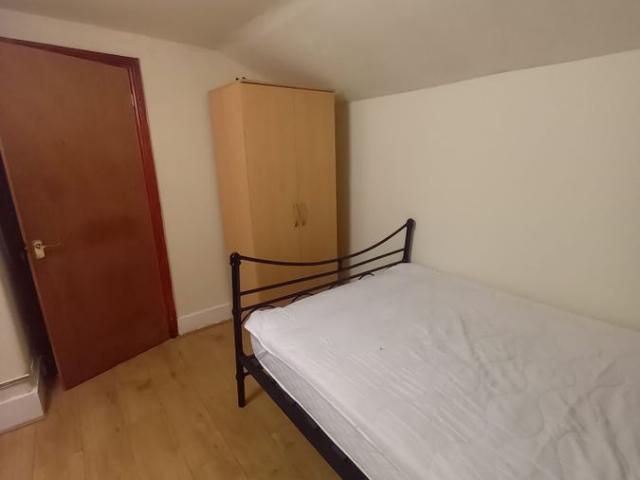 Queens Road, Southall UB2, 3 bed property to rent, £2,395 pcm | PrimeLocation