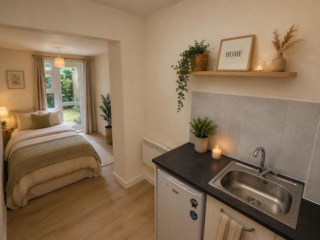 Queens Road, Southall, Ealing UB2, Room to rent, £1,000 pcm | PrimeLocation
