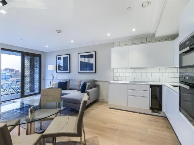 Queens Wharf, 2 Crisp Road, London, W6 1 bed apartment to rent £3,000 pcm £692 pw