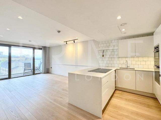 Queen's Wharf, Hammersmith W6 2 bed apartment to rent £3,896 pcm £899 pw