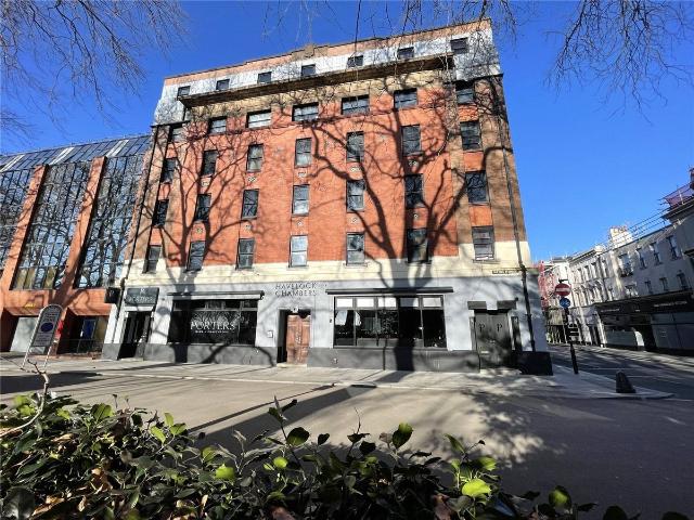 Queens Terrace, Southampton, Hampshire SO14, 3 bed flat to rent, £1,400 pcm | PrimeLocation