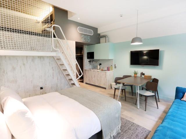 Queens Terrace, Southampton SO14, 1 bed flat to rent, £3,800 pcm | PrimeLocation