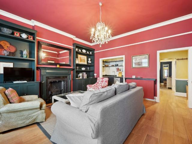 Queensberry Place, South Kensington SW7, 1 bed flat to rent, £4,250 pcm | PrimeLocation