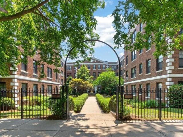 Queensberry St Apt,boston, Condo For Sale