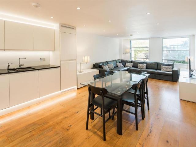 Queensborough Terrace, London W2 3 bed apartment to rent £5,750 pcm £1,327 pw