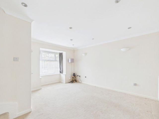 Queensbury Place, Blackwater, Camberley, GU17
