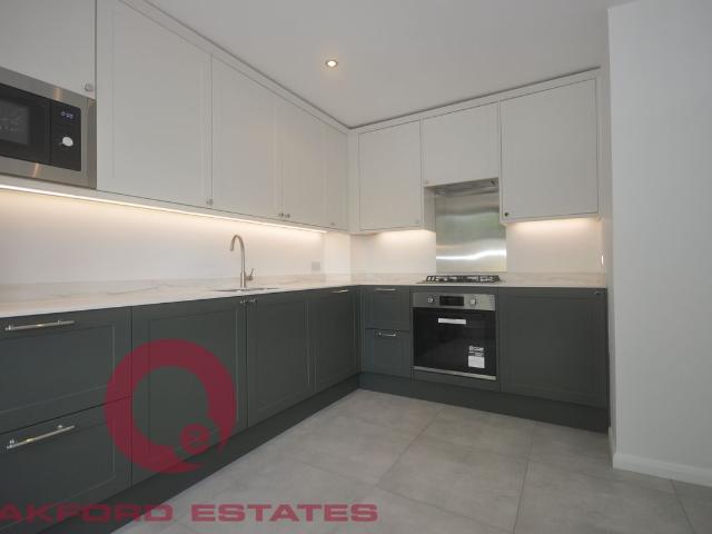 Queensbury Street, Islington N1, 3 bed flat to rent, £3,683 pcm | PrimeLocation
