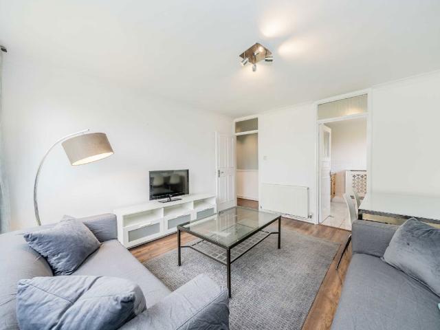 Queensdale Crescent, Holland Park W11, 1 bed flat to rent, £1,850 pcm | PrimeLocation