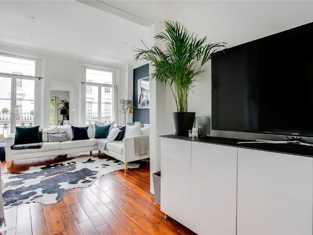 Queensdale Road, Holland Park W11, 2 bed property to rent, £6,000 pcm | PrimeLocation