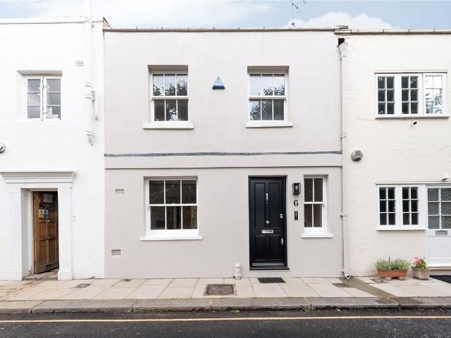 Queensdale Walk, Notting Hill, London W11, 2 bed terraced house to rent, £5,958 pcm | PrimeLocation