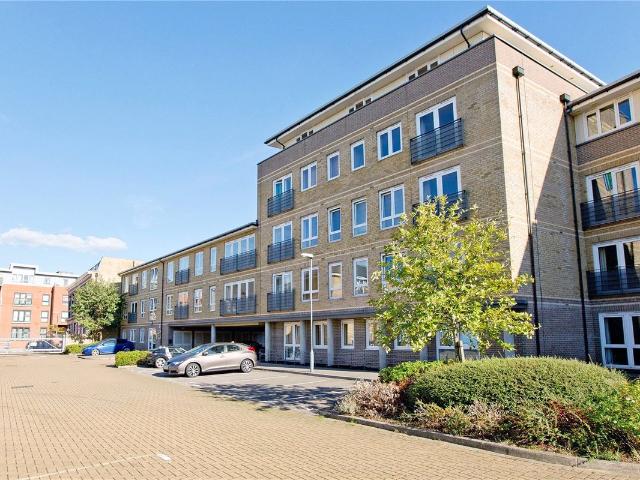 Queensgate House, Hereford Road, London E3, 1 bed flat to rent, £1,777 pcm | PrimeLocation
