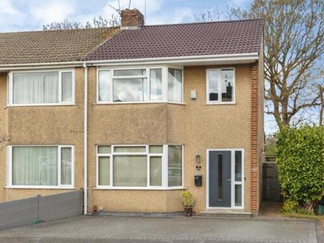 Queensholm Crescent, Bristol, 3 Bedroom End