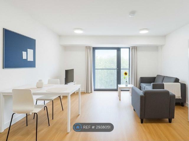 Queensland Place, Liverpool L7, 4 bed flat to rent, £587 pcm | PrimeLocation