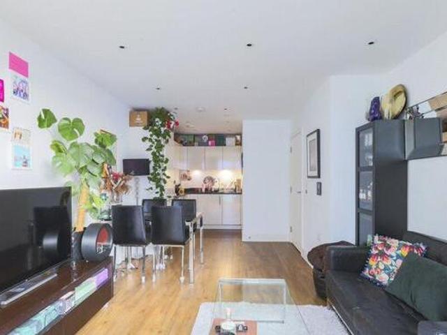 Queensland Road, Islington, 1 Bedroom Apartment