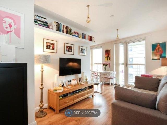Queensland Road, London N7, 1 bed flat to rent, £1,995 pcm | PrimeLocation
